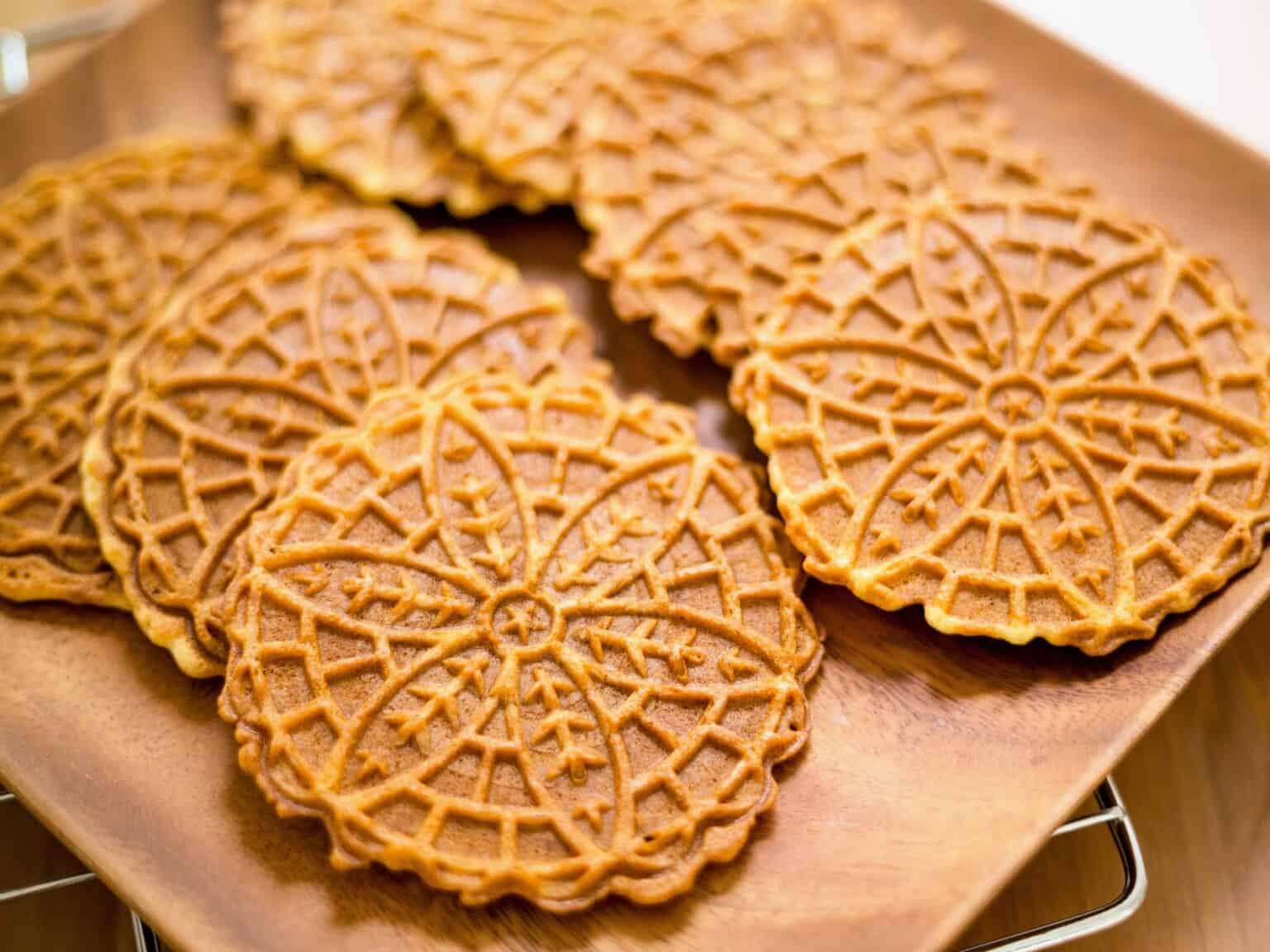 10 Most Popular Italian Cookies – Where To Eat Them and How To ...