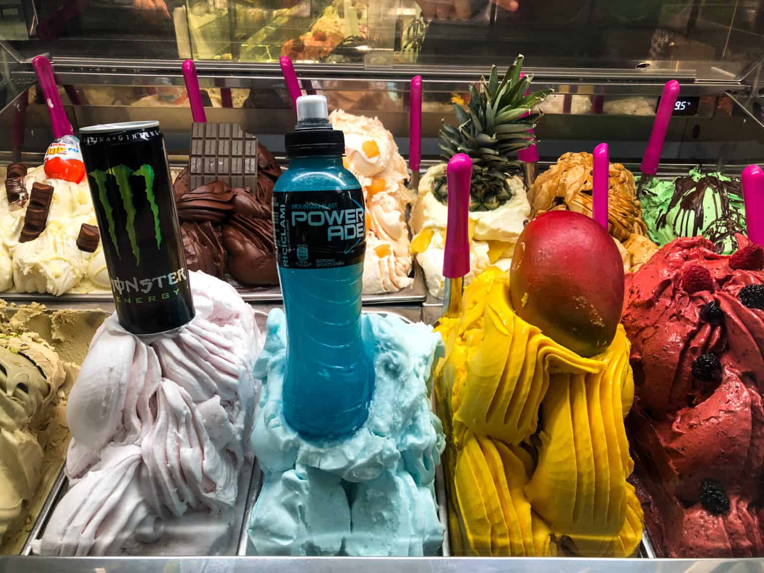 Gelato In Italy - The Scoop on Italy’s Favorite Sweet Treat - Eating ...