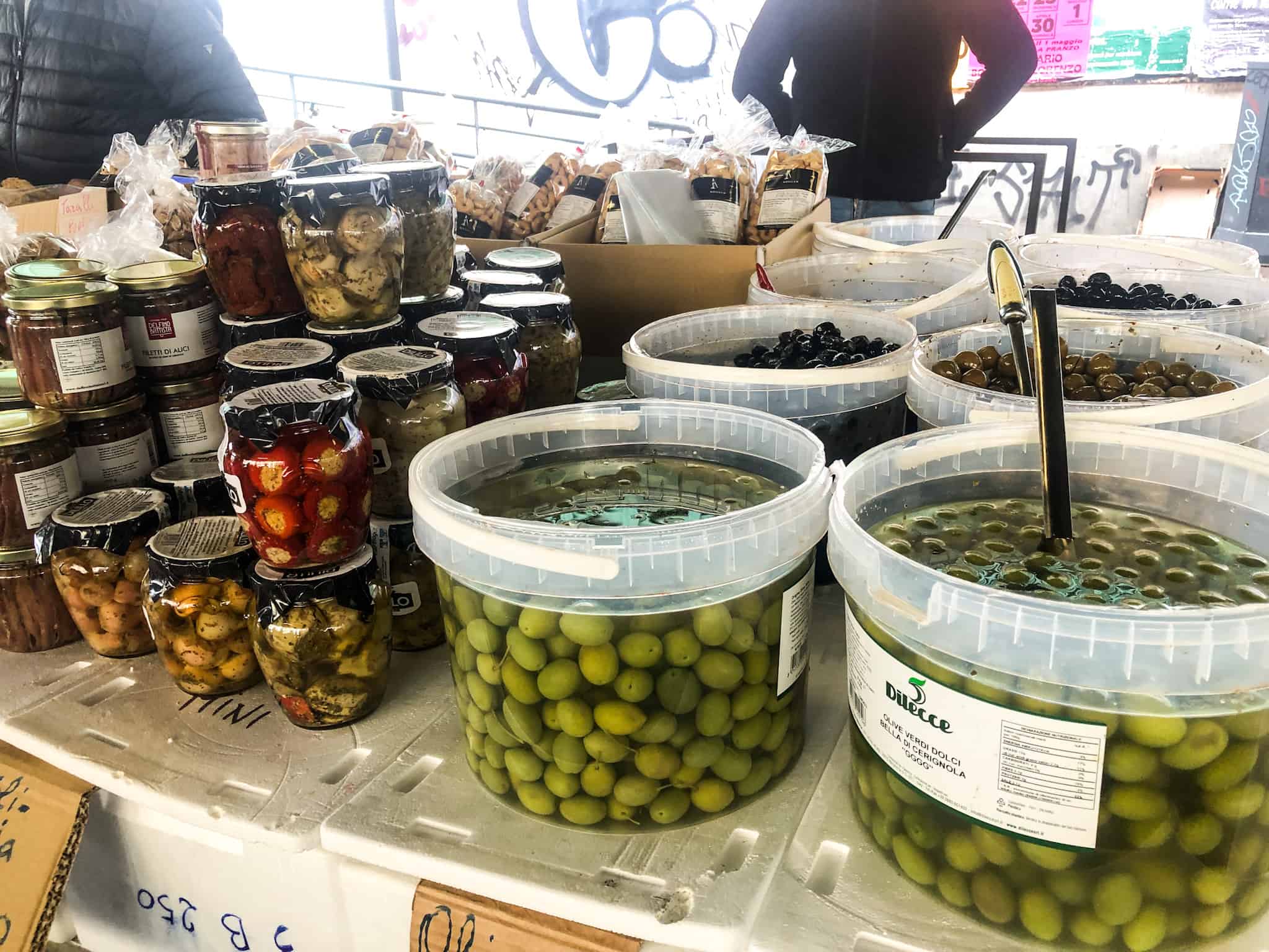 Top Markets In Tuscany - A Local's Guide To Tuscany's Food, Clothing ...