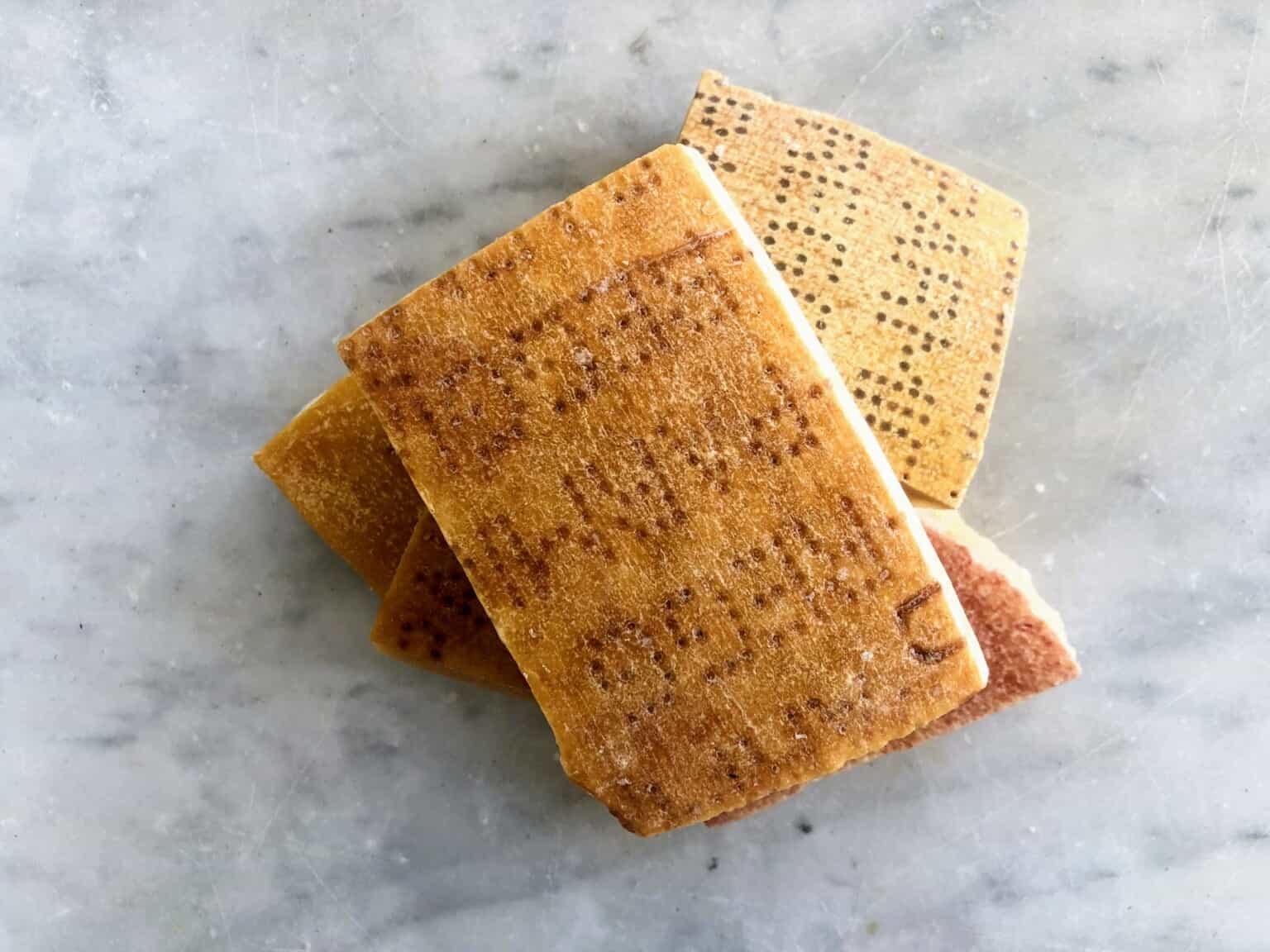 What to Do With a Parmesan Rind - Cook Like An Italian! - Eating Around ...