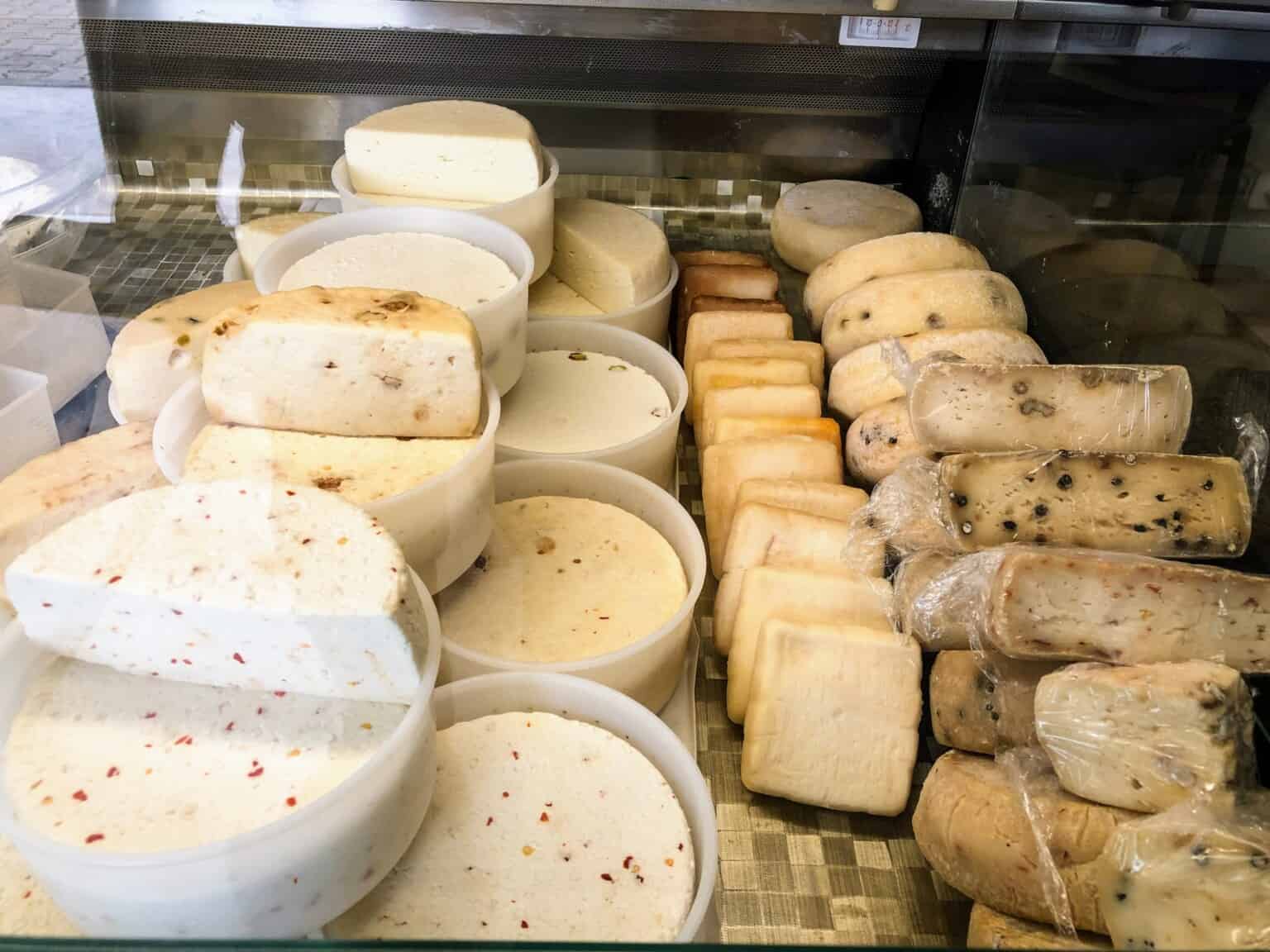 Italian Cheese - All You Need To Know Before Coming to Italy - Eating ...