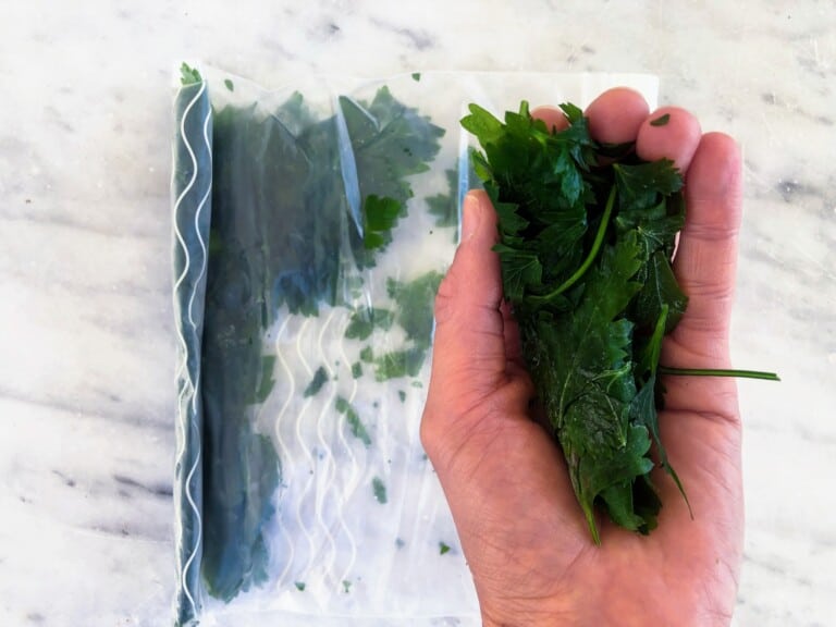 How To Freeze Parsley - 3 Ways To Store Fresh Parsley Year Round ...