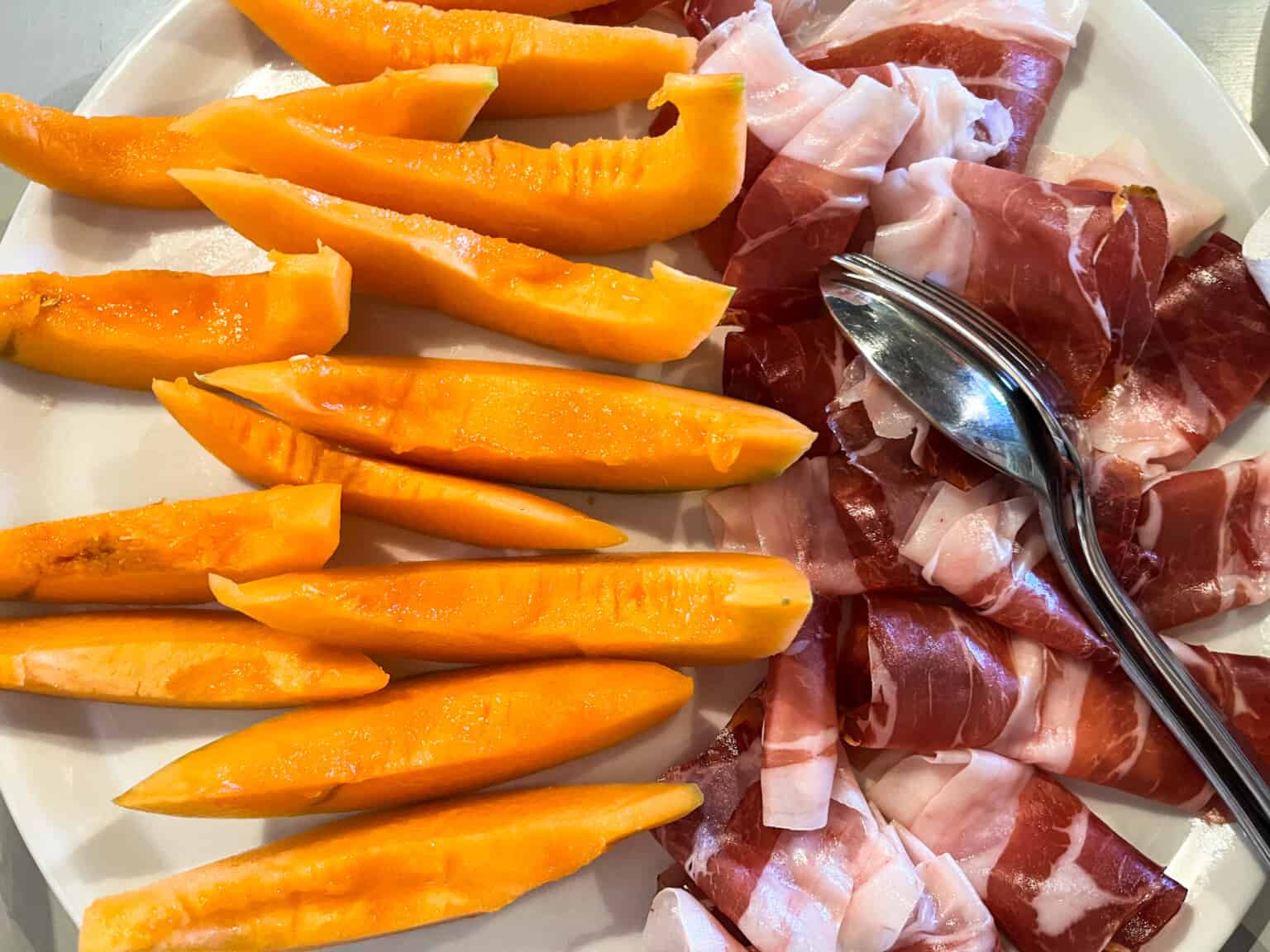 Is Prosciutto Raw? Everything You Need To Know About Italian Cured Ham ...