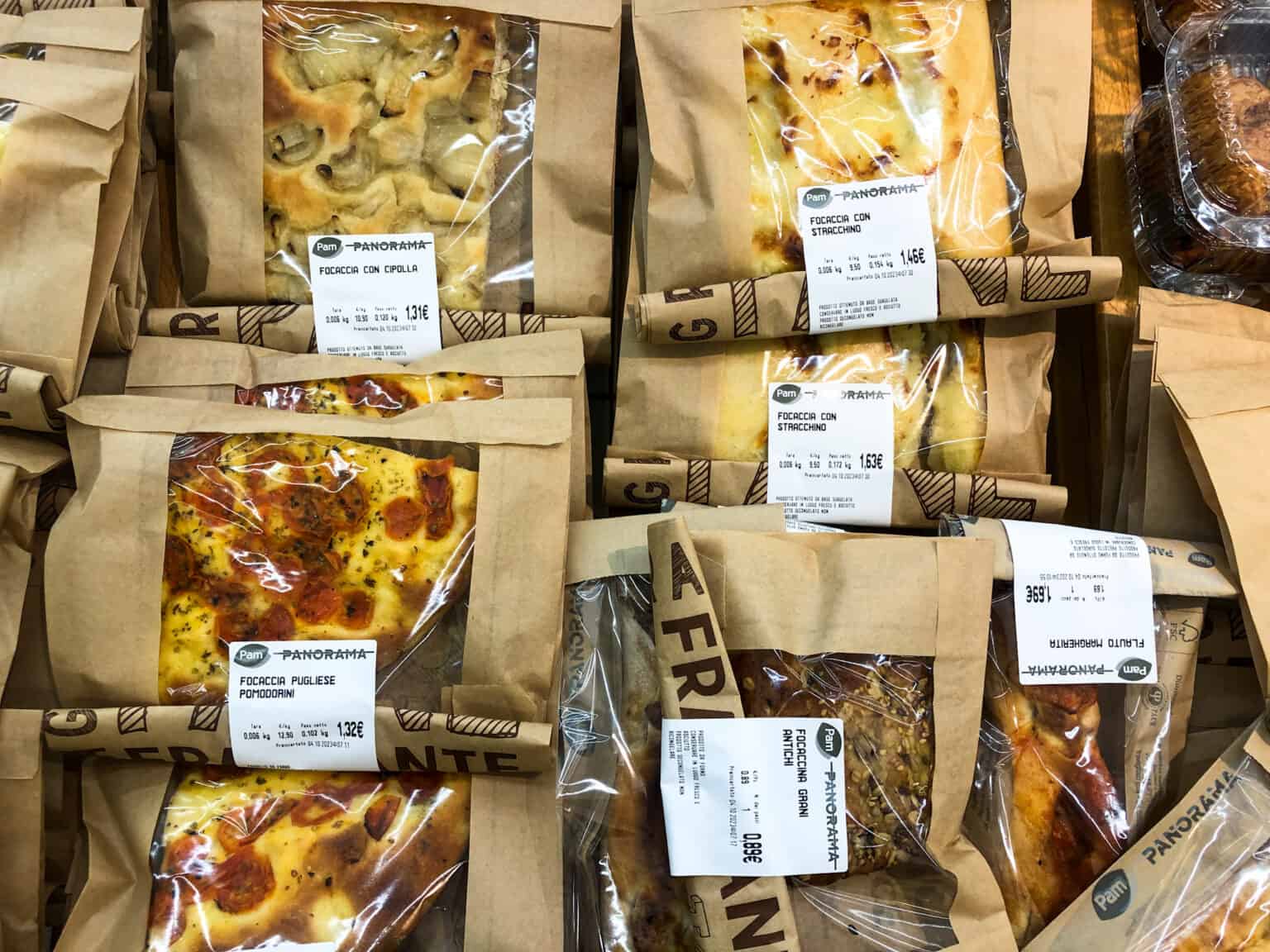 Best Italian Supermarket Snacks - What My Italian Family Buys - Eating ...