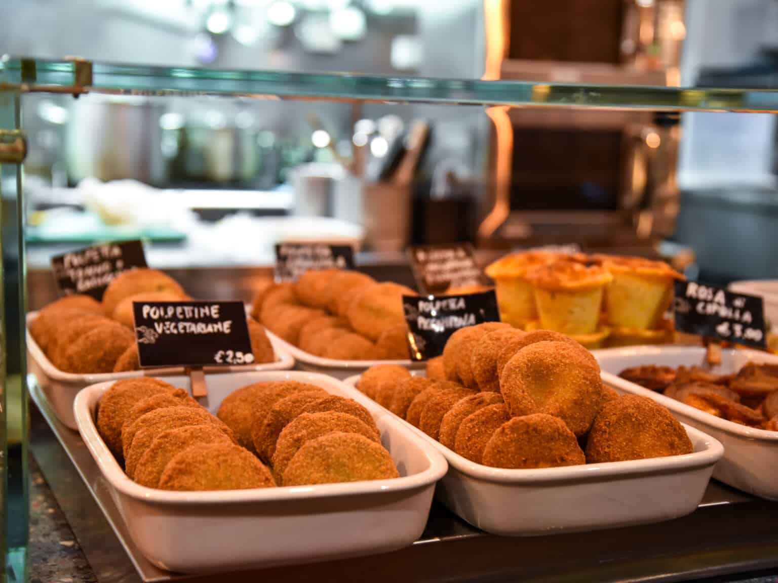 Best Places To Get Takeout In Venice - My Top Picks - Eating Around Italy