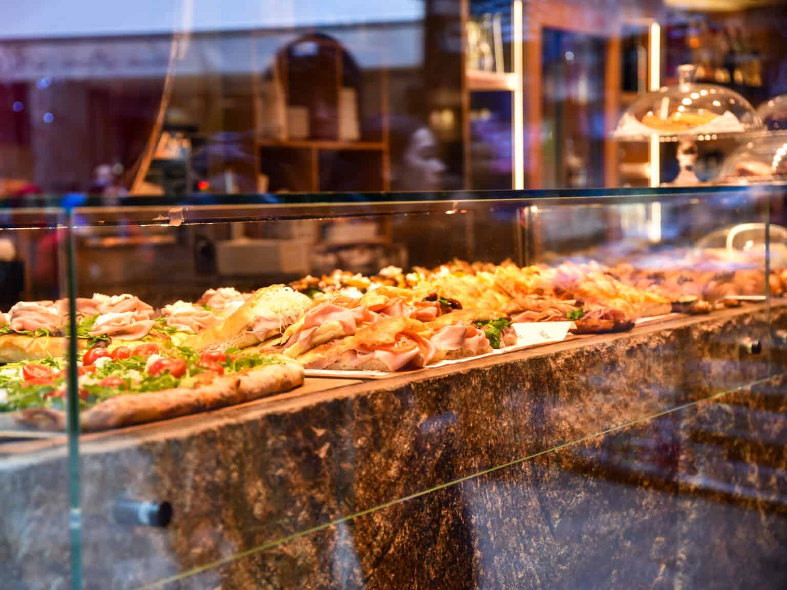 Best Pizza In Venice, Italy - My 'Don't Miss' List for 2026 - Eating ...
