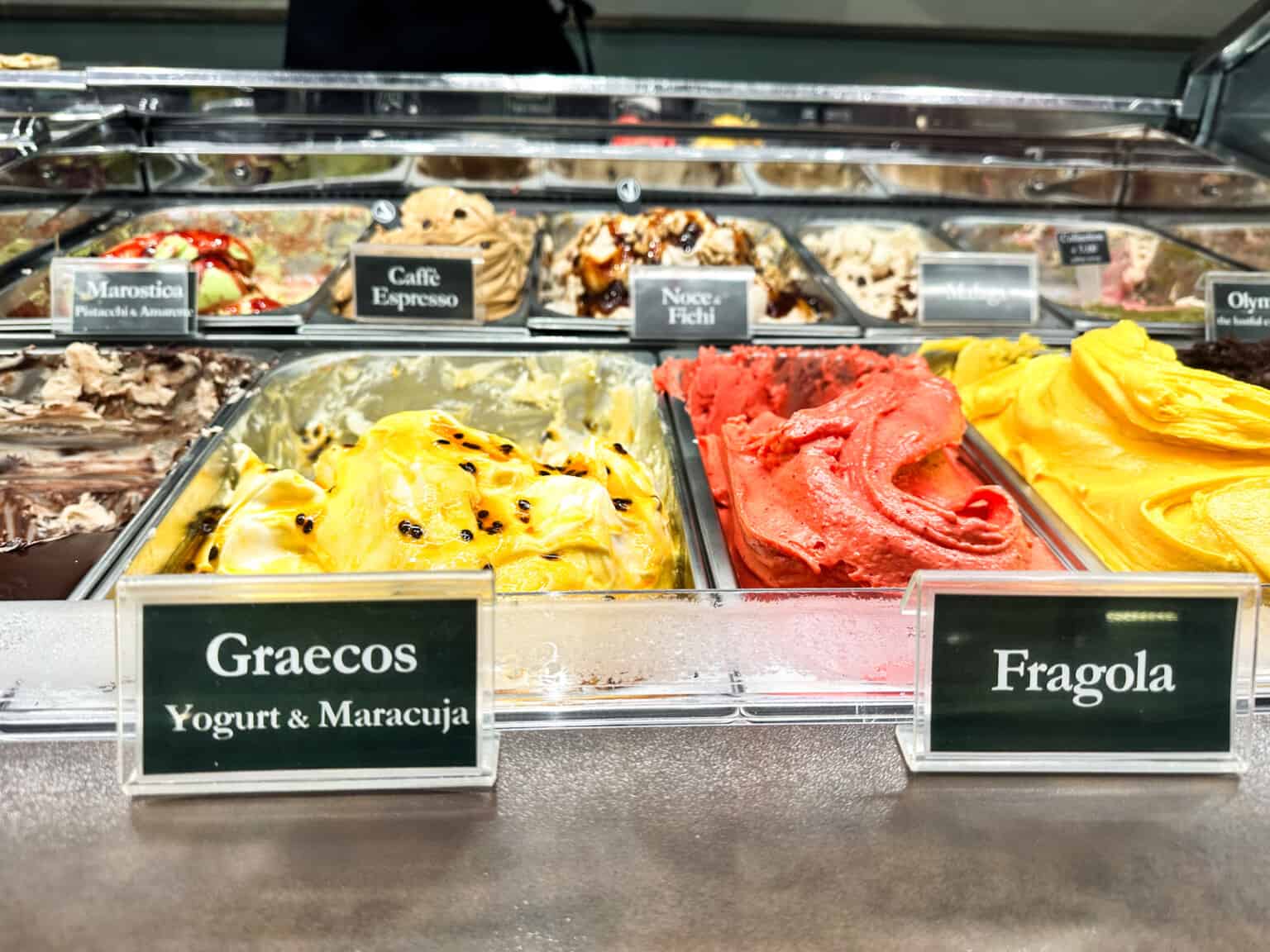 Popular Italian Fruits - Fruits We Actually Eat In Italy & When To Eat ...