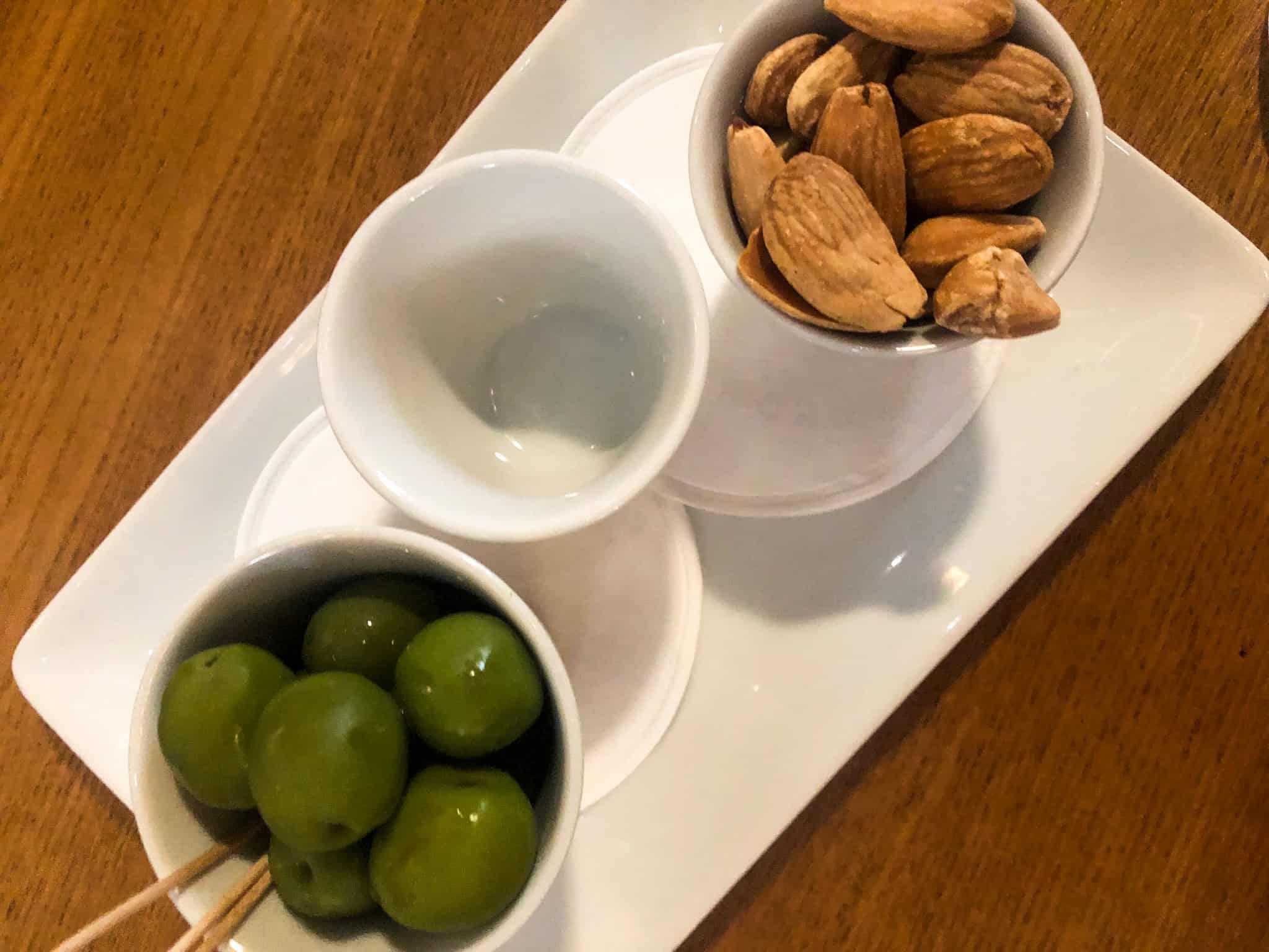 Italian Nuts - A Guide To Nuts in Italy, When They Are In Season And ...