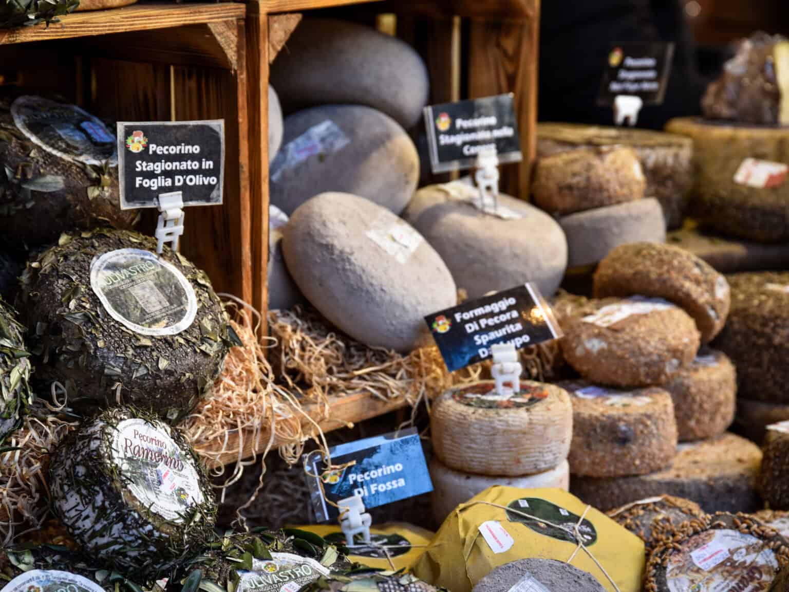 Pienza's Cheese - A Comprehensive Guide To Pecorino di Pienza - Eating ...