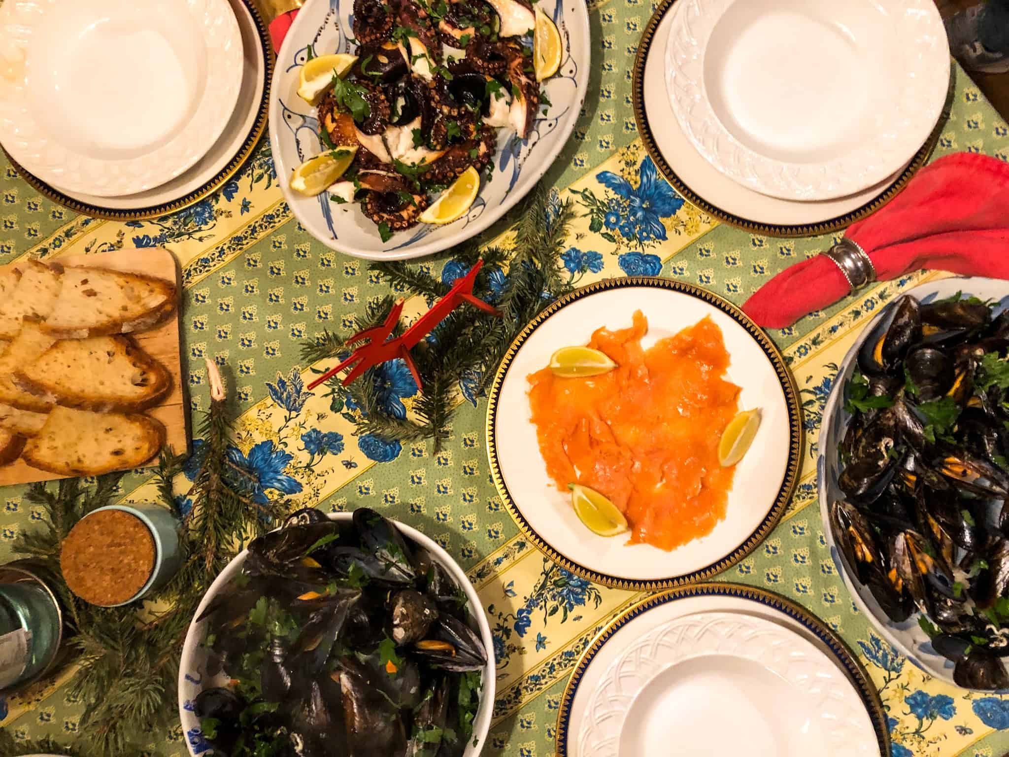 Traditional Italian Christmas Eve Dinner - Our Family's Tradition In ...