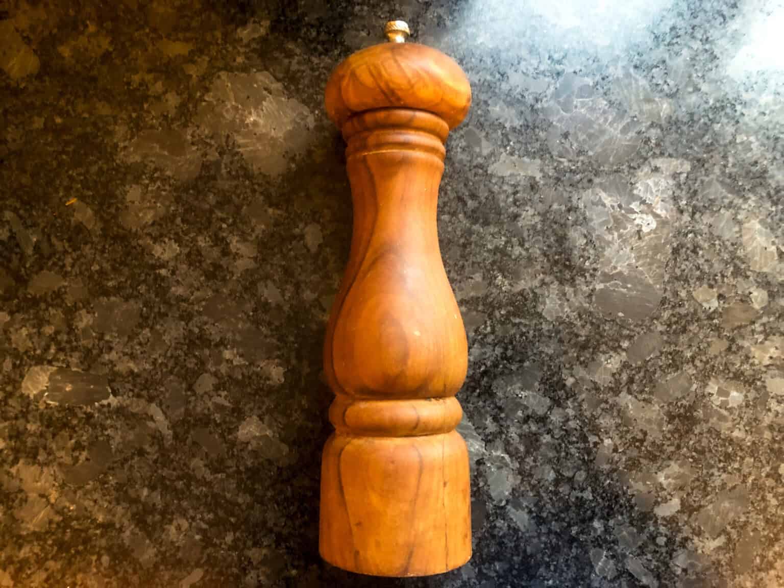 5 Italian Christmas Gifts For Chefs For All Budgets - Eating Around Italy