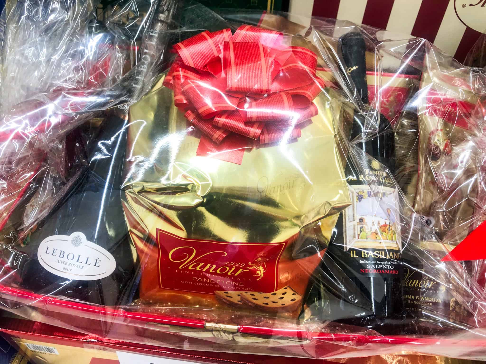 How To Make An Italian Food Gift Basket From Scratch - Eating Around Italy